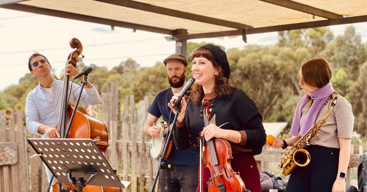 Backyard Banjo Club | Live n Local